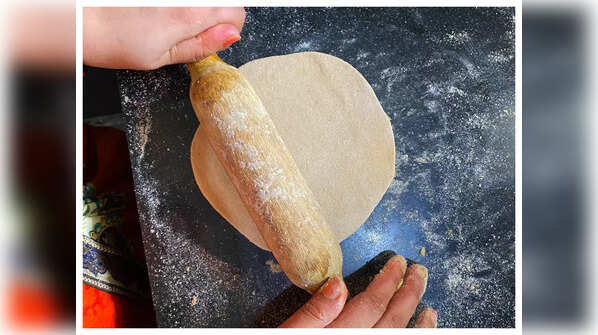 6 simple tips to make soft parathas at home
