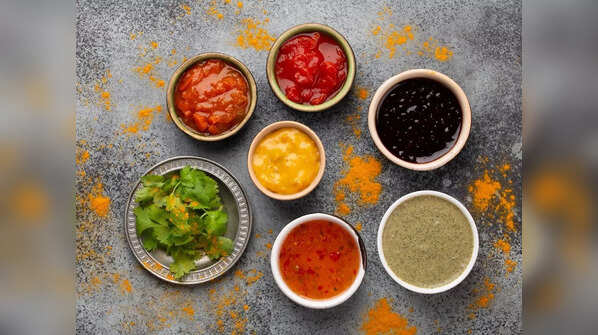 6 fruit chutneys, how to make them, and their benefits