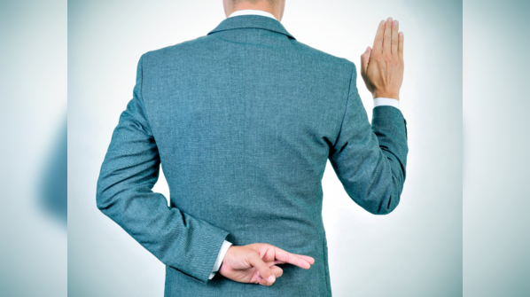 Easy ways to spot a liar