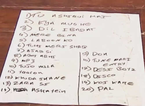 Singer KK cremated in Mumbai; Family and friends bid him emotional ...