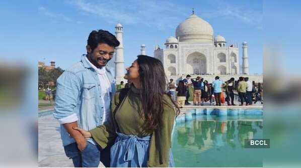 Actors Sohini Sarkar and Rano Joy set some major couple goals; see pics