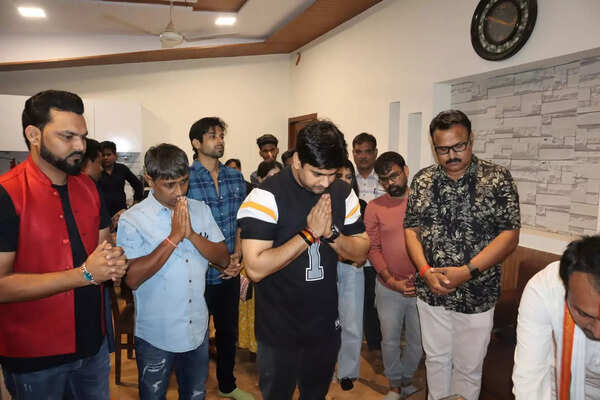 'Bulleya' singer Amit Mishra attends the muhurat of his next film 'Desi ...