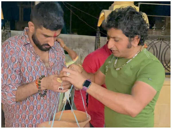 Prakash Khatri and Gaman Santhal team up to quench the thirst of ...