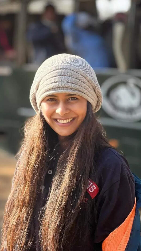 Sasilaya joins TV show ‘Vanathai Pola’, says "I am really excited to ...