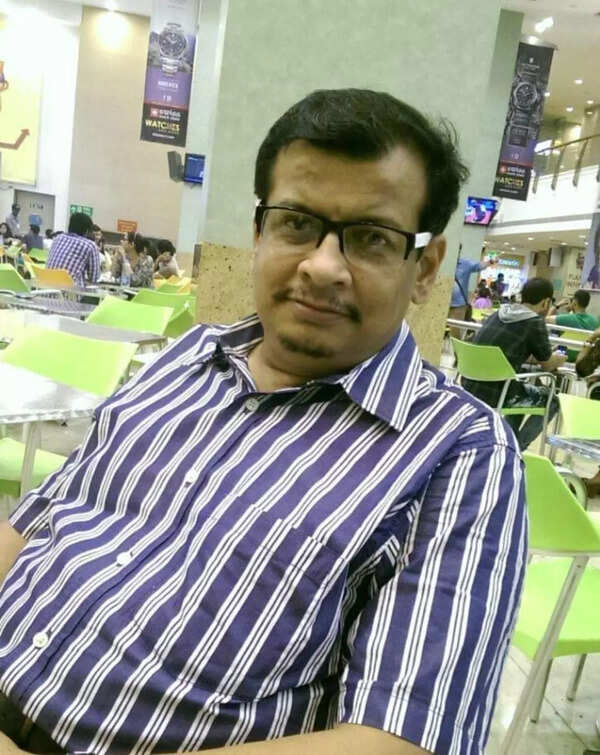 Vikram Bhatt files criminal complaint against Kserasera Chairman Satish ...