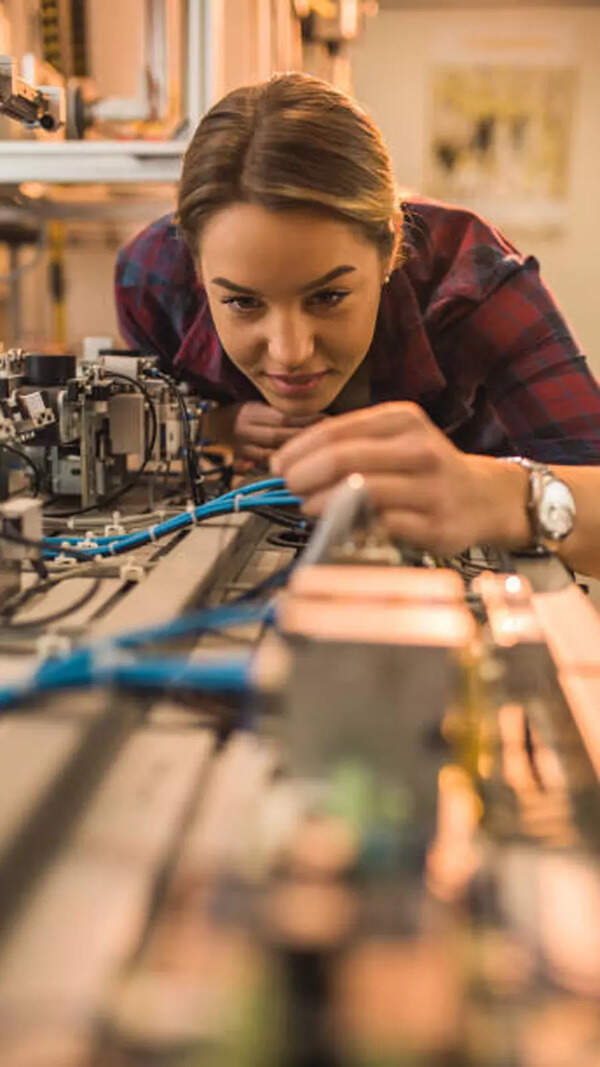 Benefits of virtual laboratories in the education system | - Times of India