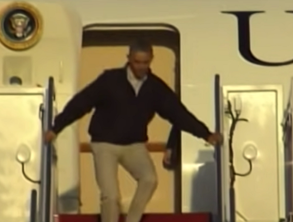 Joe Biden trips and falls on stage during Air Force graduation ceremony ...