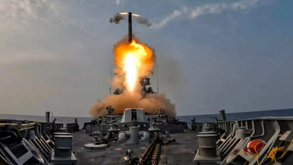 Indigenous Astra Missile successfully test-fired from Tejas fighter ...