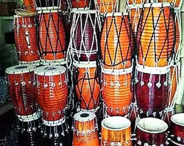 Of Up’s 52 Gi-tagged Goods, 40 Belong To Handicraft Category | Varanasi ...