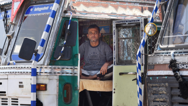 Life to get easier for Indian truck drivers: AC cabin proposal approved ...