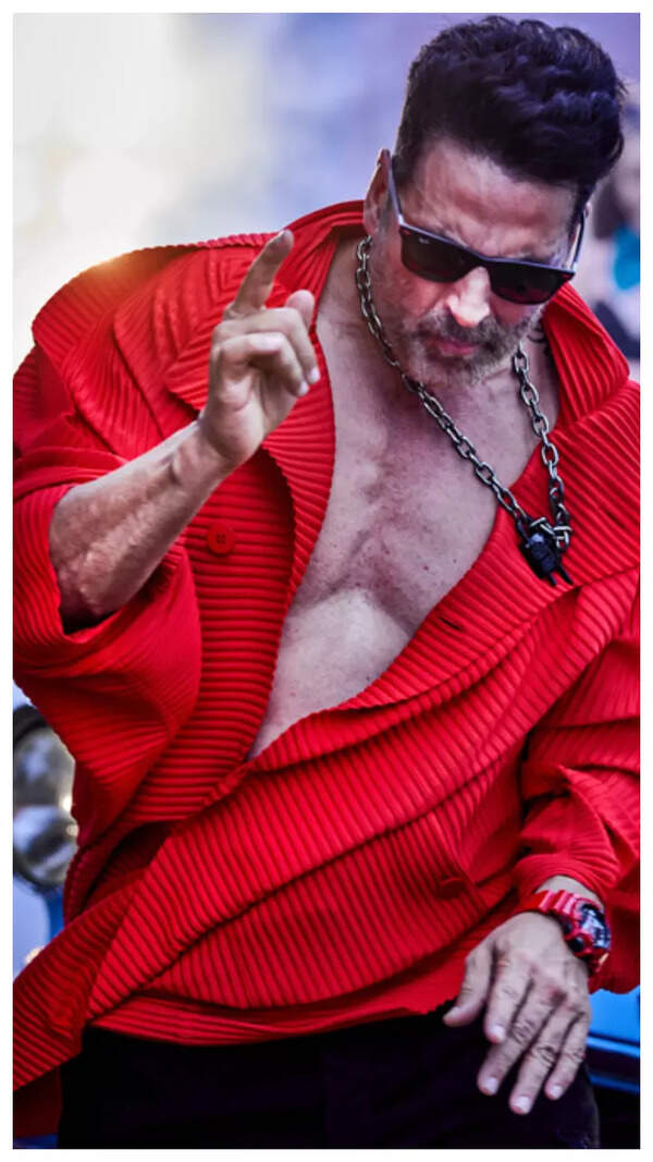 This is how Akshay Oberoi prepped up for 'Fighter' | Hindi Movie News ...