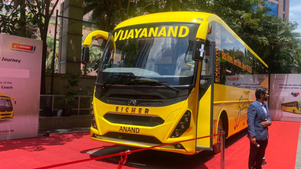 Eicher Intercity AC Sleeper Bus: Eicher delivers first batch of ...