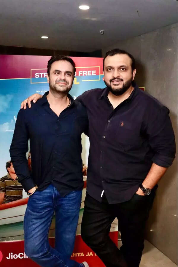 'Unaad': Boman Irani, Farhad Samji, Anand L Rai and other celebs attend ...