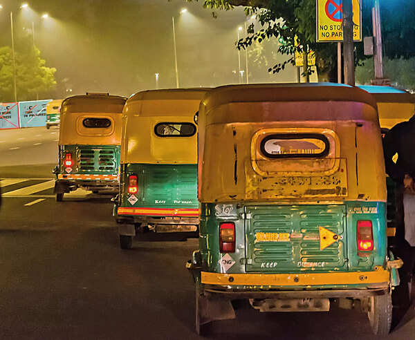 City women call for better after-dark commute night - Times of India