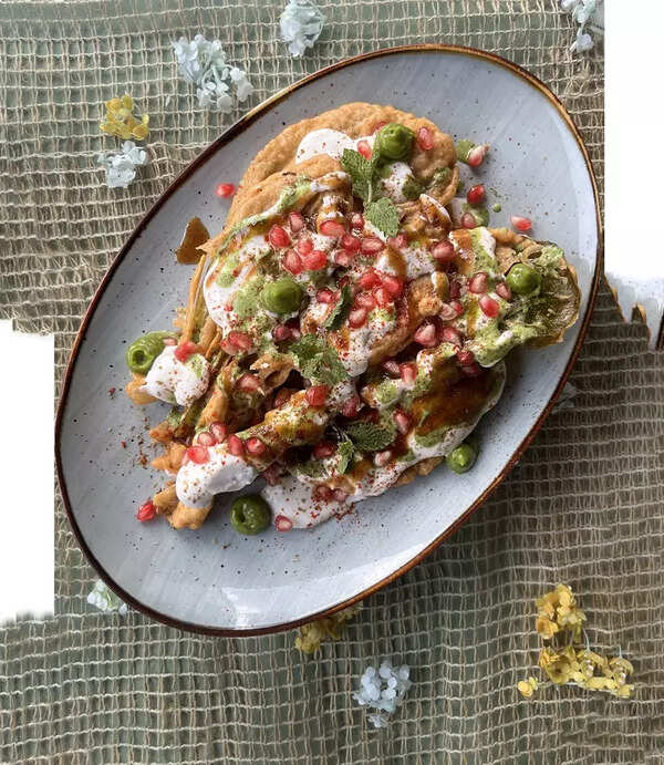 Amp up your monsoon fritters with unique twists - Times of India