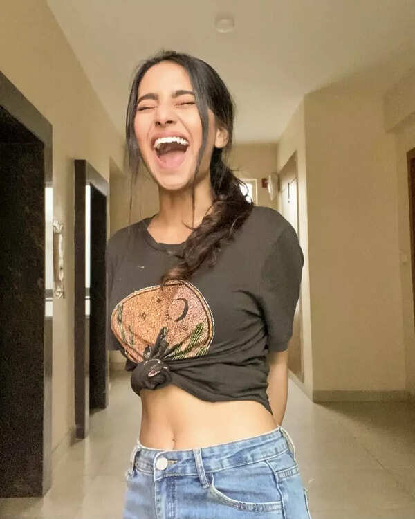 ‘RRKPK’ actor Kashish Rizwan: Karan Johar’s proper representation of Bengali culture moved me ...