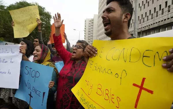 More than 80 Christian homes, 19 churches vandalised; Pakistani ...