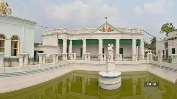 Meet the Jagat Seths, an Indian family so rich they lent money to the ...