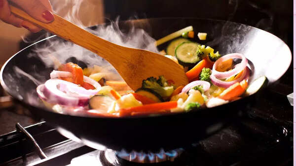 How to salvage burnt vegetable curry - Times of India