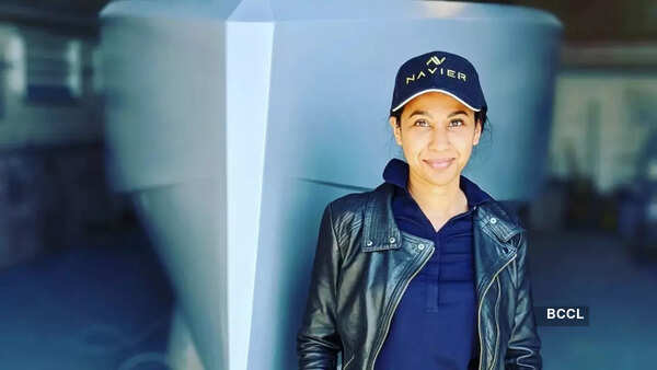 Meet Sampriti Bhattacharyya, who failed in Physics but built a flying ...