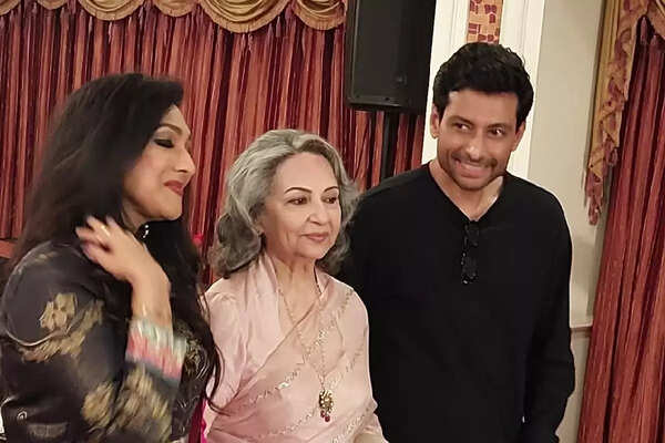 Sharmila Tagore returns to Bengali cinema after 14 years in Suman Ghosh ...
