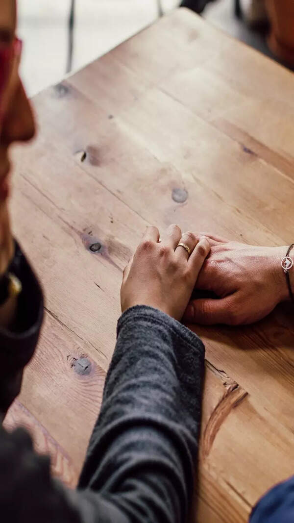 Optical Illusion: Find the heart that says "Love You" in under 30 ...