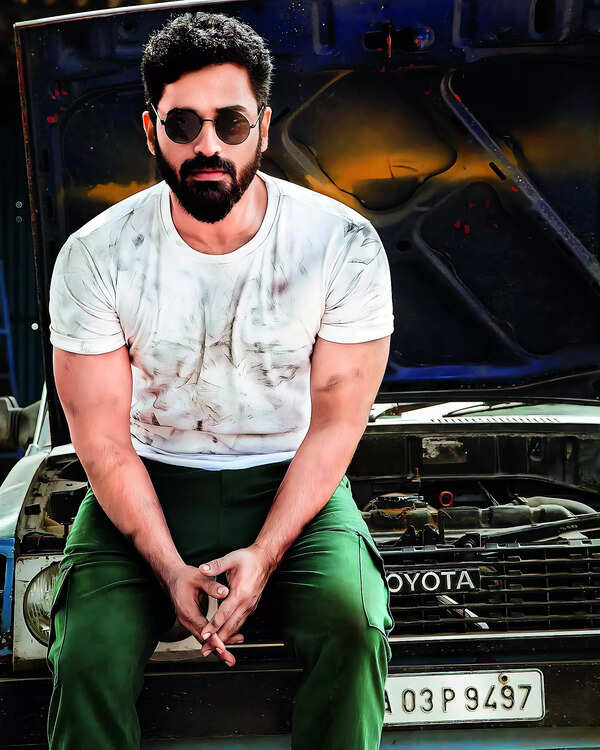 Focus on becoming an actor first; you can be a hero later: Shine Shetty ...