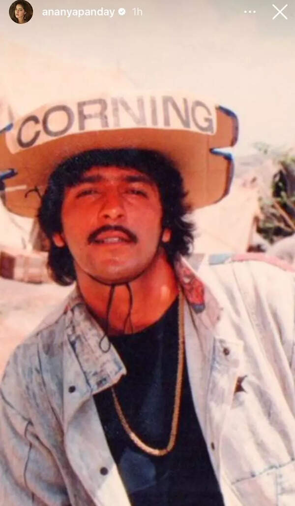 Ananya Panday shares UNSEEN photos and videos of daddy Chunky Panday as ...