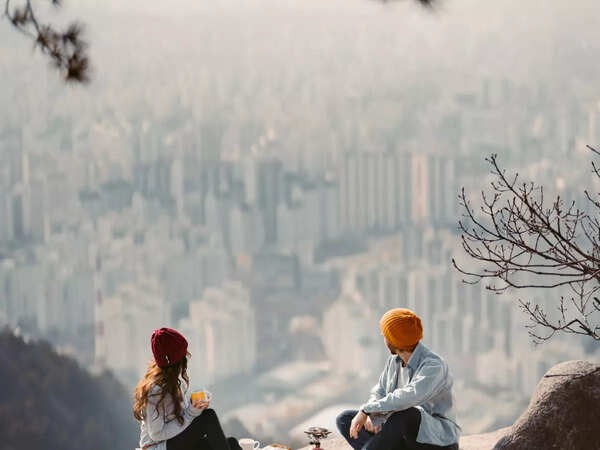 How to deal with an unromantic and boring husband - The Times of India