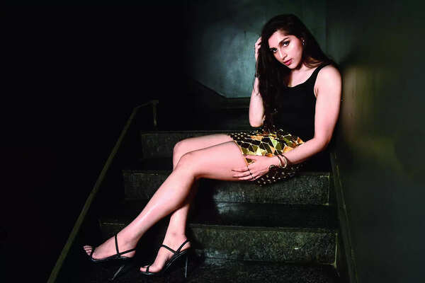 Being compared to mom, Malashree, is not a burden: Aradhanaa | Kannada ...