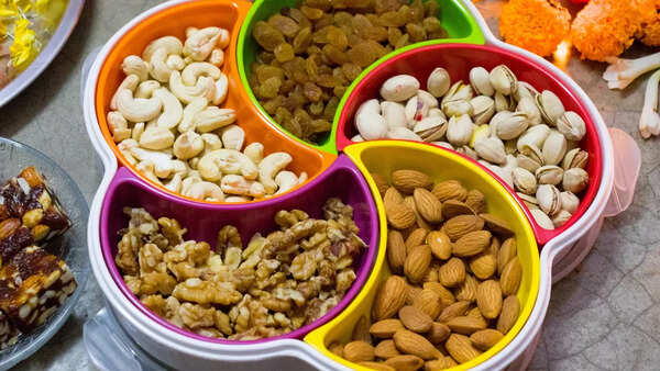 Dry Fruits: 5 popular dry fruits and the right way to eat them ...