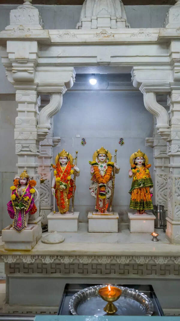 Hrithik Roshan: I am so full of love that it's not possible I won't ...