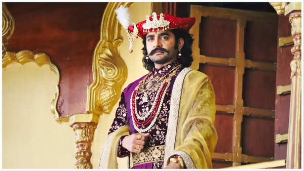 After Khanderao Holkar in Punyashlok Ahilyabai, Gaurav Amlani will now ...