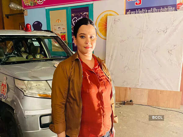 Ekta Sharma to enter a new show in a negative role - Times of India