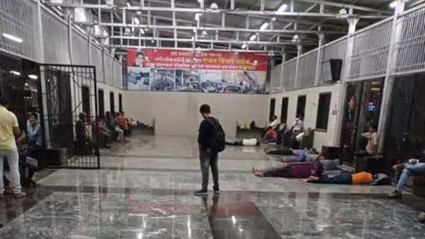 Maharashtra: Thane bags ‘Best Station for Cleanliness Shield’ | Thane ...