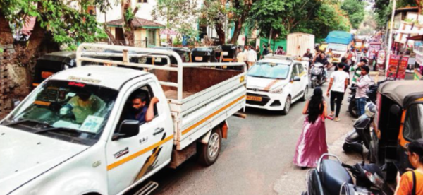 Traffic Volumes: Karvenagar is in trouble | Pune News - Times of India