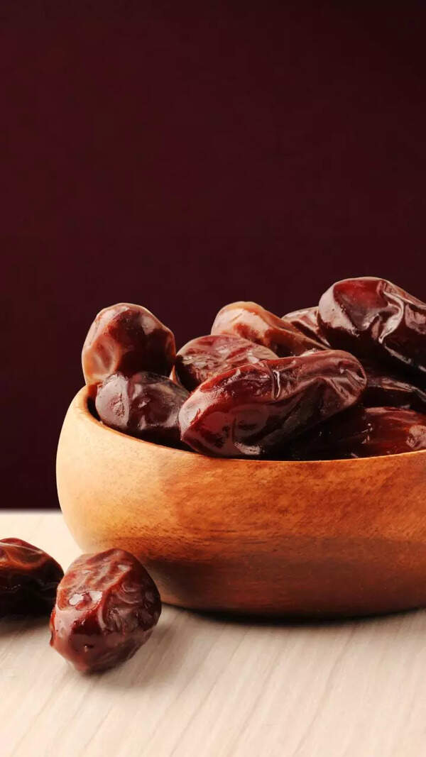 IIT-B to lock lips with Kochi's 'Kiss of Love' movement | Mumbai News ...