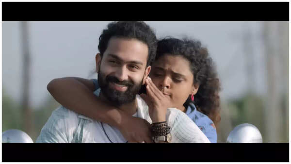 Marivillin Gopurangal - Official Trailer