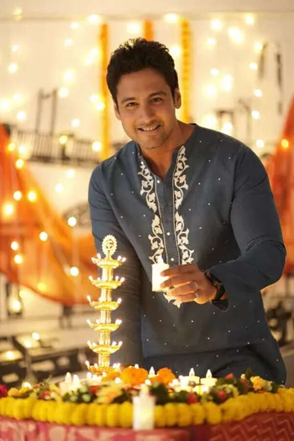 Spreading the light & mithaas of Diwali - Times of India