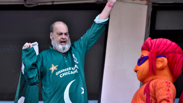 Jabra fans cheer for Team India - Times of India