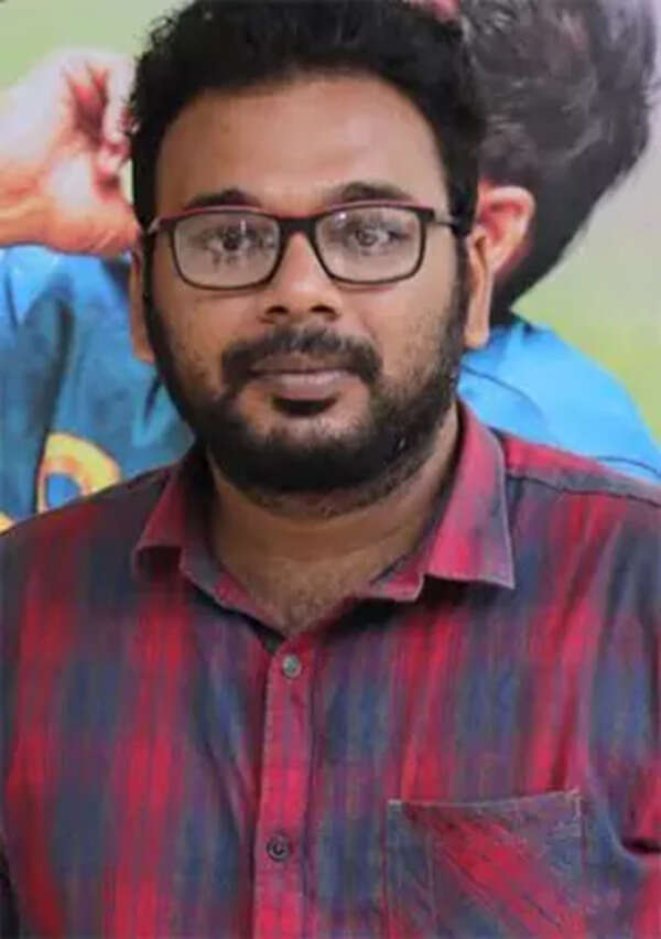 Maanagaram Movie Review {4/5}: The fact that most of its crew are first ...