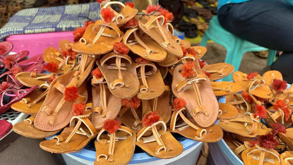 What makes Kolhapuri Chappals so unique? - The Times of India