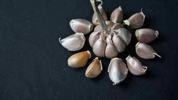 10 Lesser known benefits of eating Himalayan Garlic - Times of India