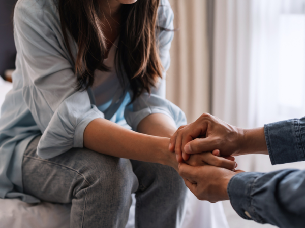 5 signs you maybe self-sabotaging your relationship - Times of India