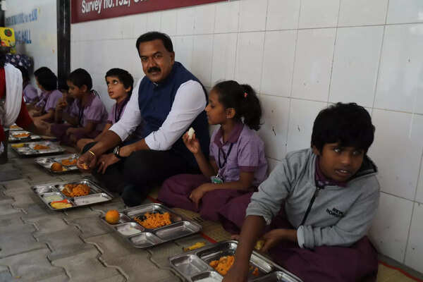 BNS Reddy rings in his birthday with his decades old tradition | Events ...