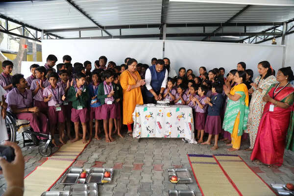 BNS Reddy rings in his birthday with his decades old tradition | Events ...