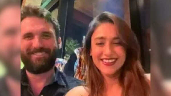 Ileana D’Cruz opens up on suffering from postpartum depression after ...