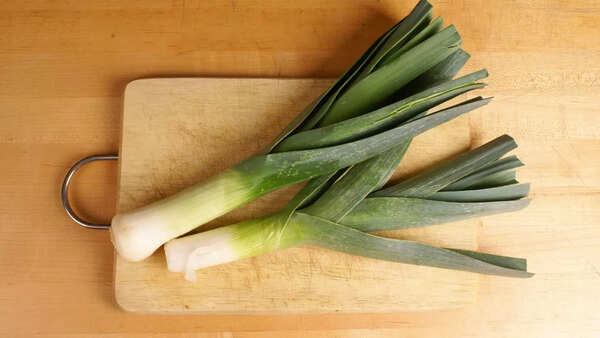 What is Leek? Discover its Health Benefits and Ways to Incorporate it ...