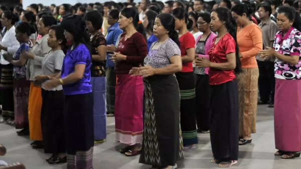 Know about the largest family in the world? It's in India! - Times of India