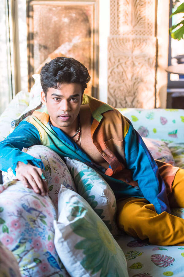 Babil reveals he is single, confesses, 'I do crave for love' | - Times ...